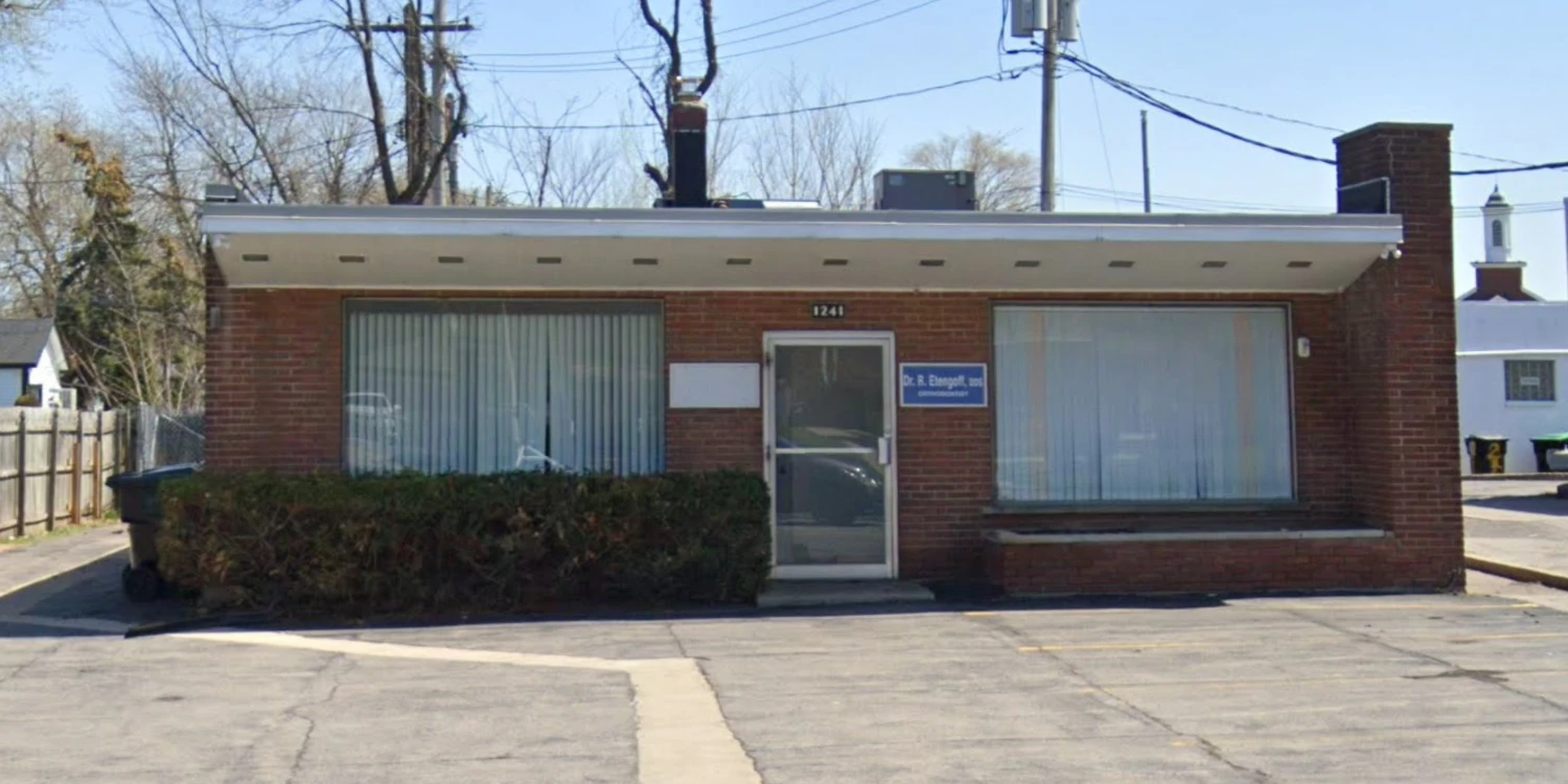 2,945+/- SF Free Standing Building | Apex Commercial Exchange